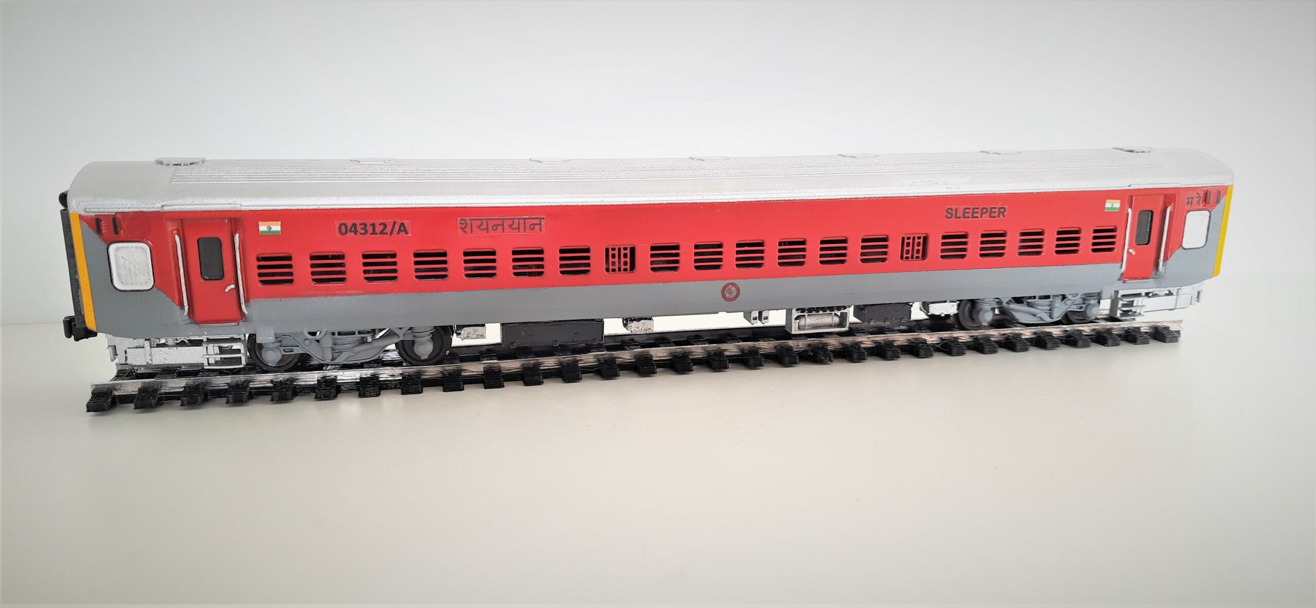 LHB Sleeper Coach Indian Railways HO Scale Display Model – CRealities