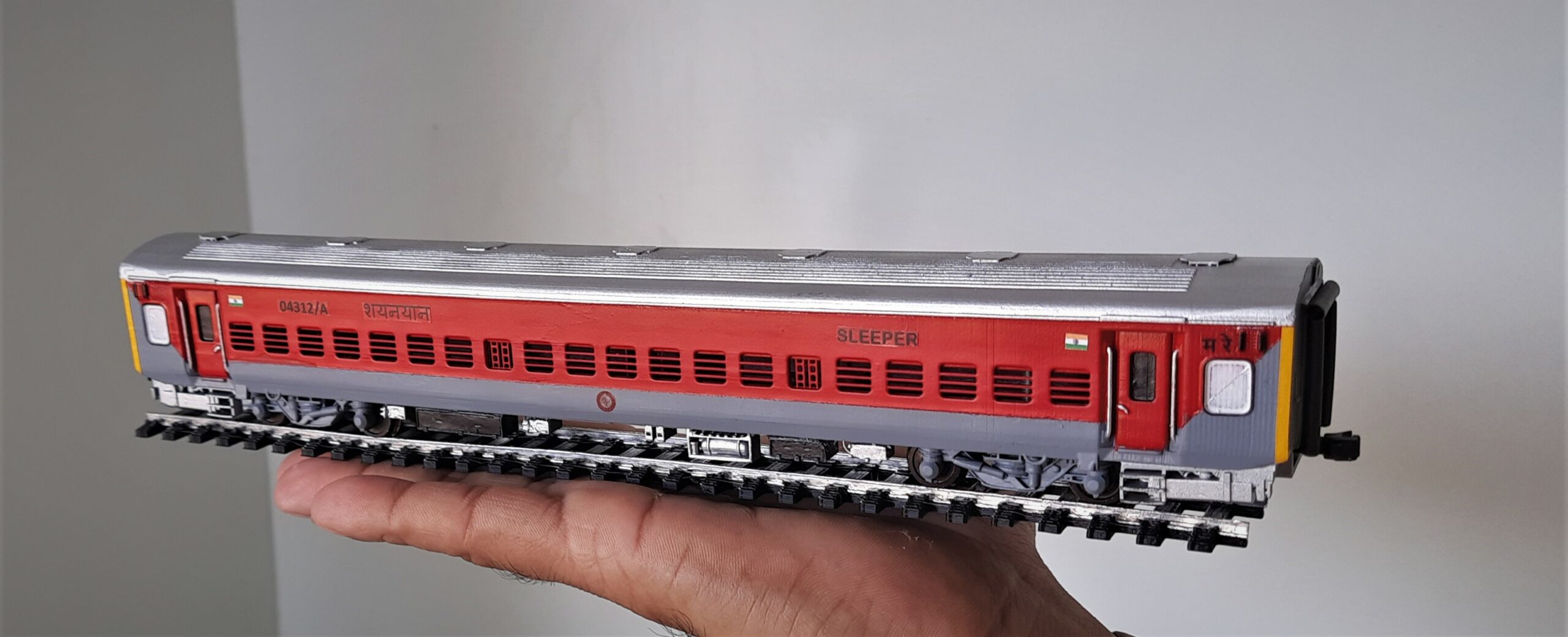 LHB Sleeper Coach Indian Railways HO Scale Display Model – CRealities